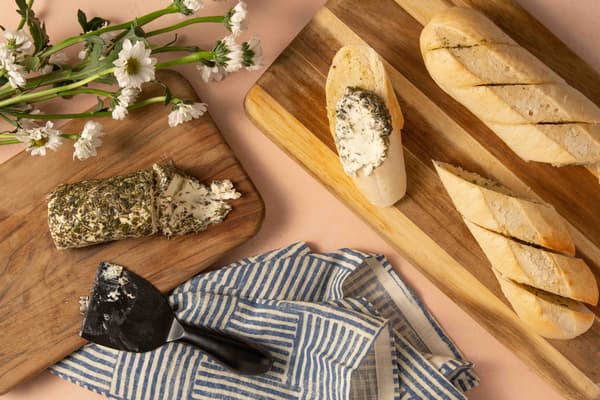 Herb Goat Cheese & Garlic Bread Recipe - Home Chef