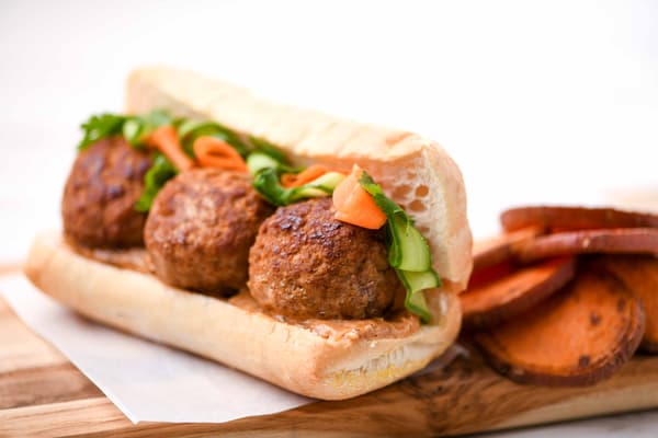 “Banh Mi” Pork Meatball Sub Recipe - Home Chef