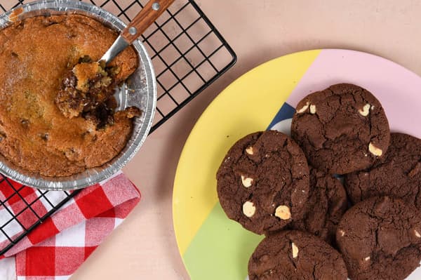 Chocolate Chip Cookie Skillet & Cocoa Loco Cookies Recipe - Home Chef