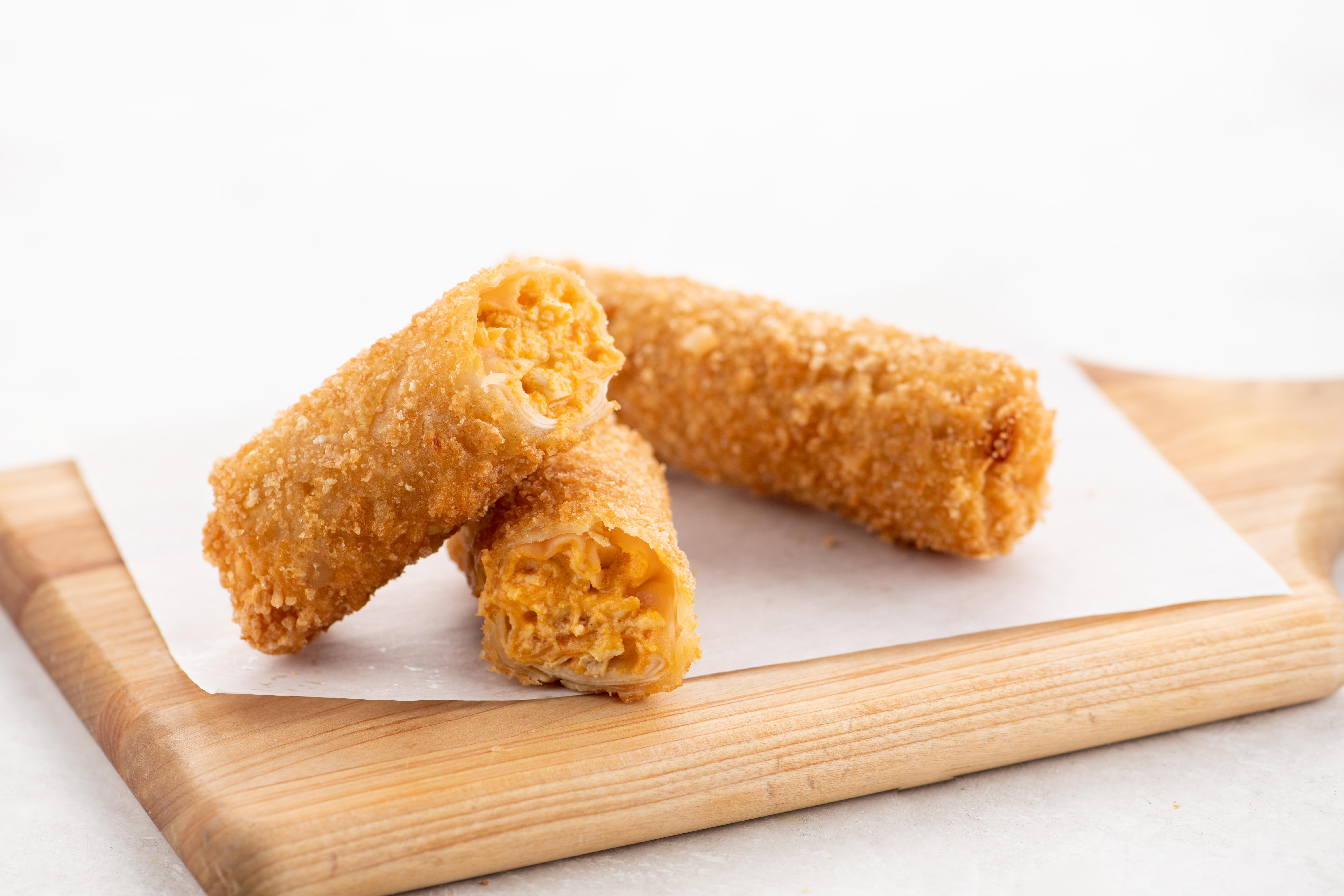 Buffalo-Style Chicken Crunch Rolls Recipe - Home Chef