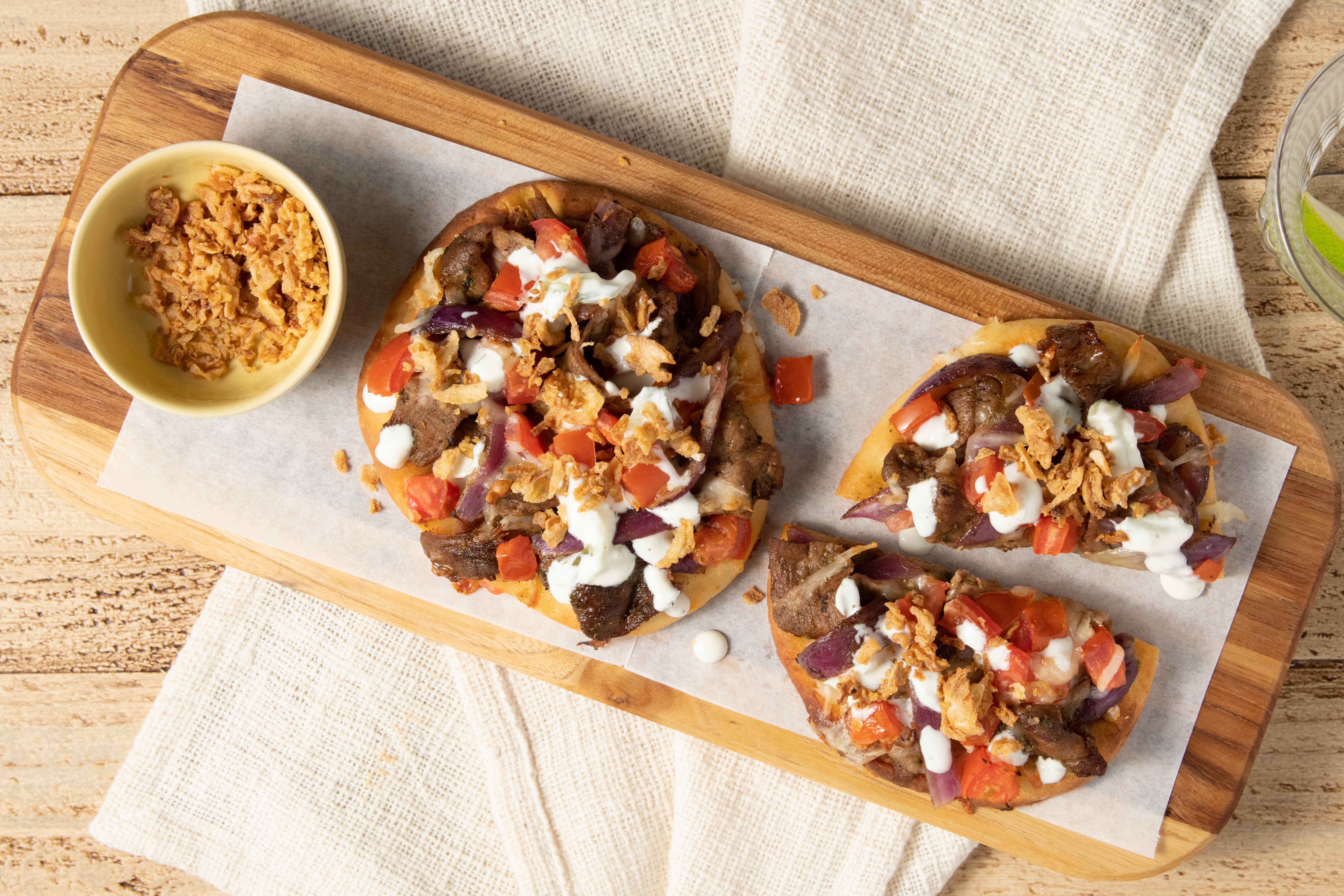 Steak Strip Gyro-Style Mini Flatbreads Recipe - Home Chef