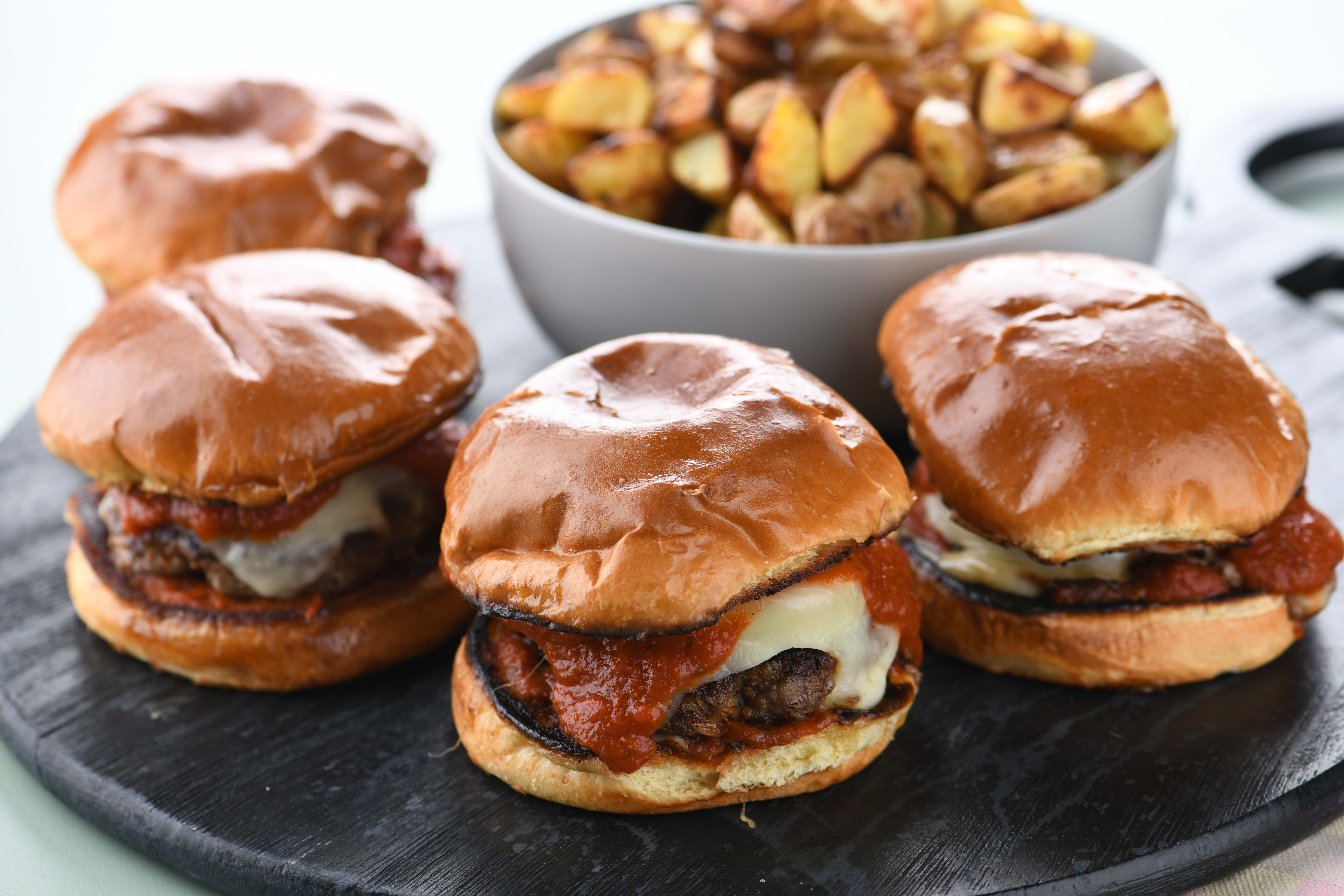 Pepperoni Pizza-Style Beef Burger Recipe - Home Chef