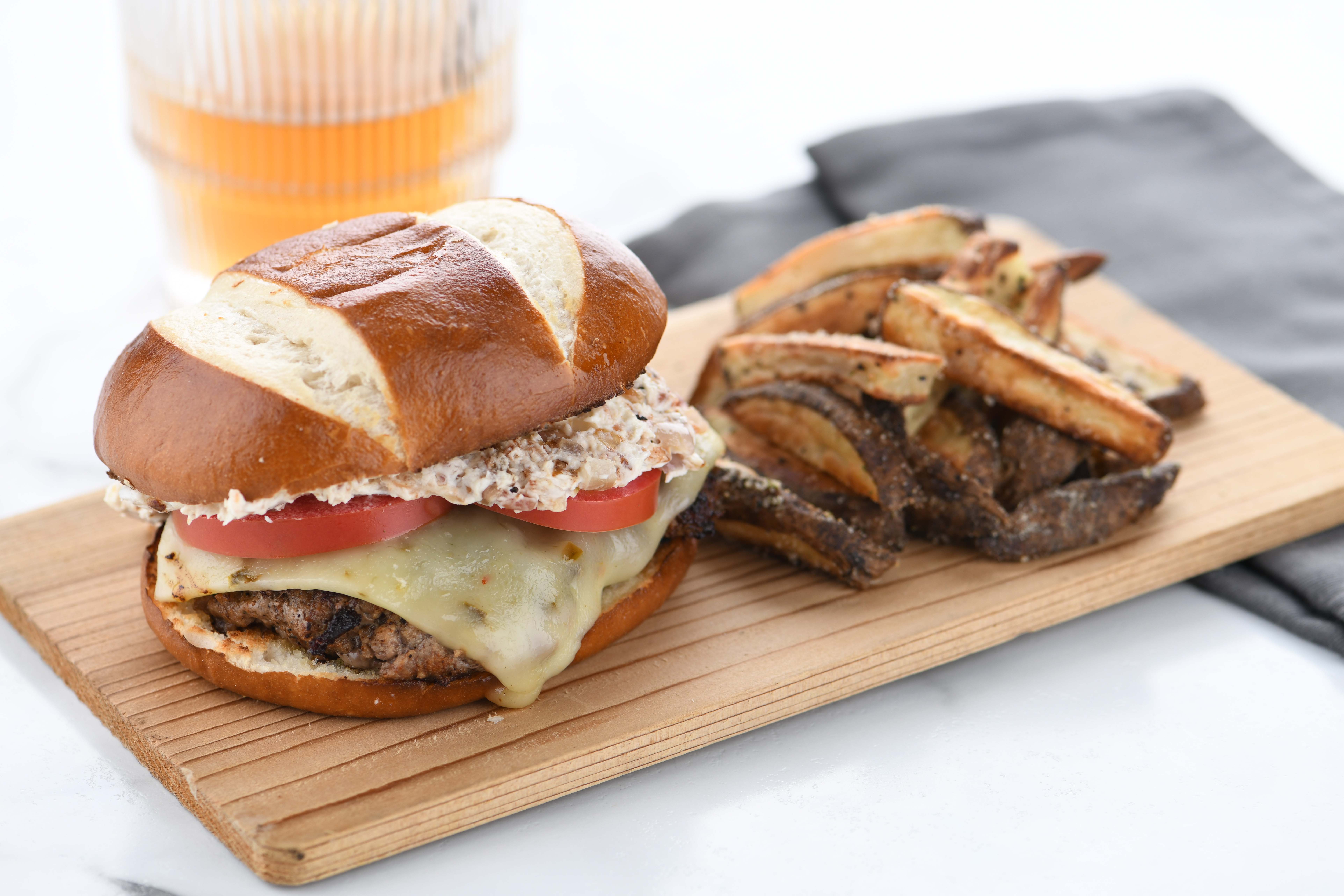 Bacon Black-Jack Beef Burger Recipe - Home Chef