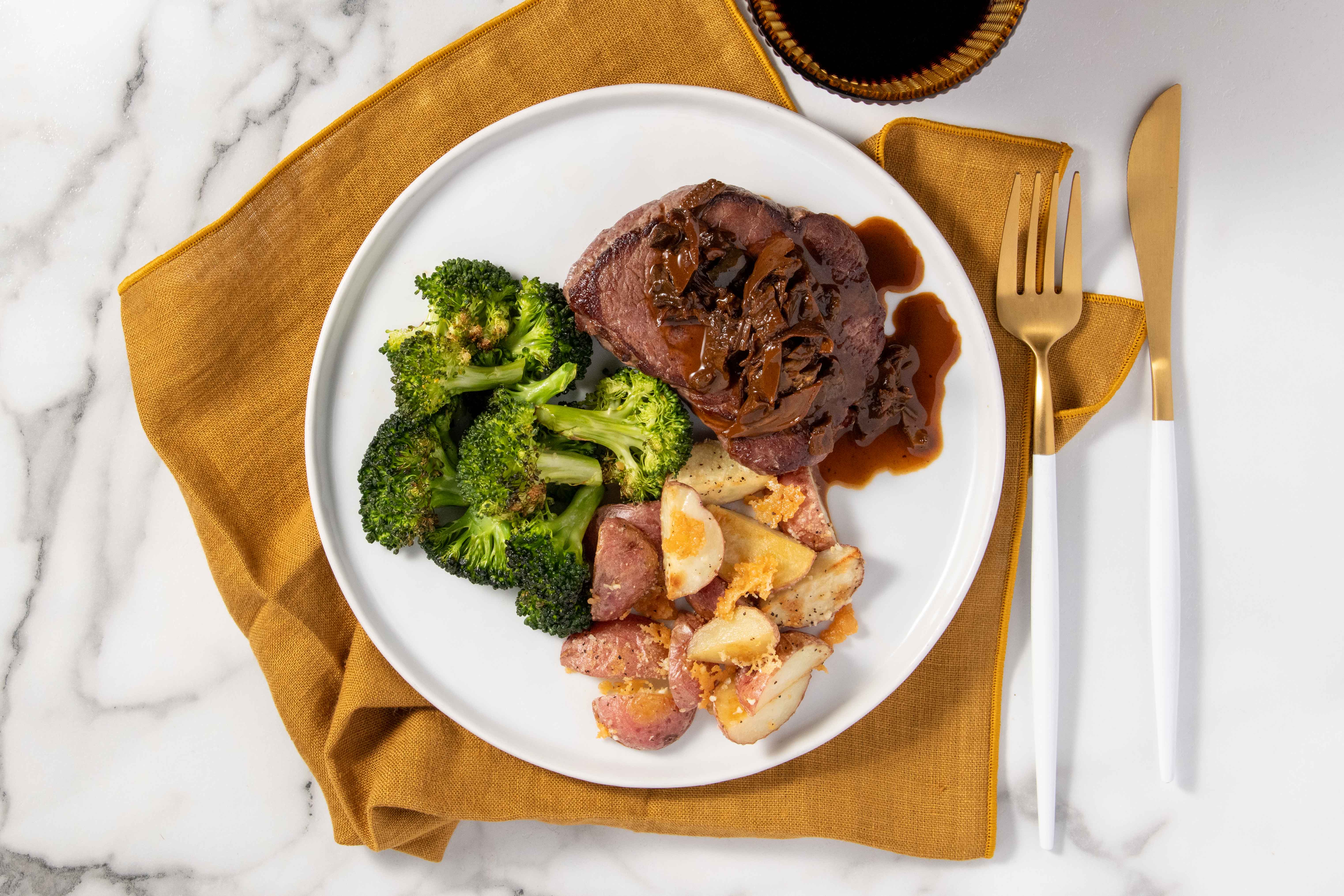 Steak and Mushroom White Wine Sauce Recipe - Home Chef