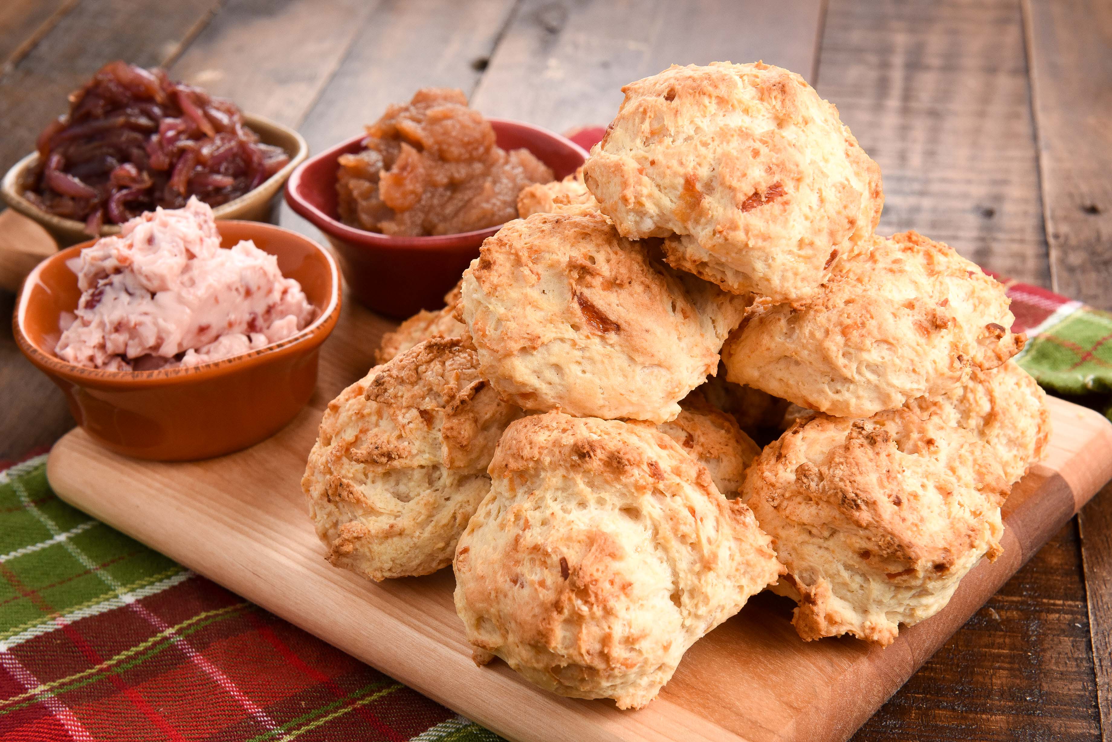 Holiday Morning Biscuit Bar Recipe - Home Chef