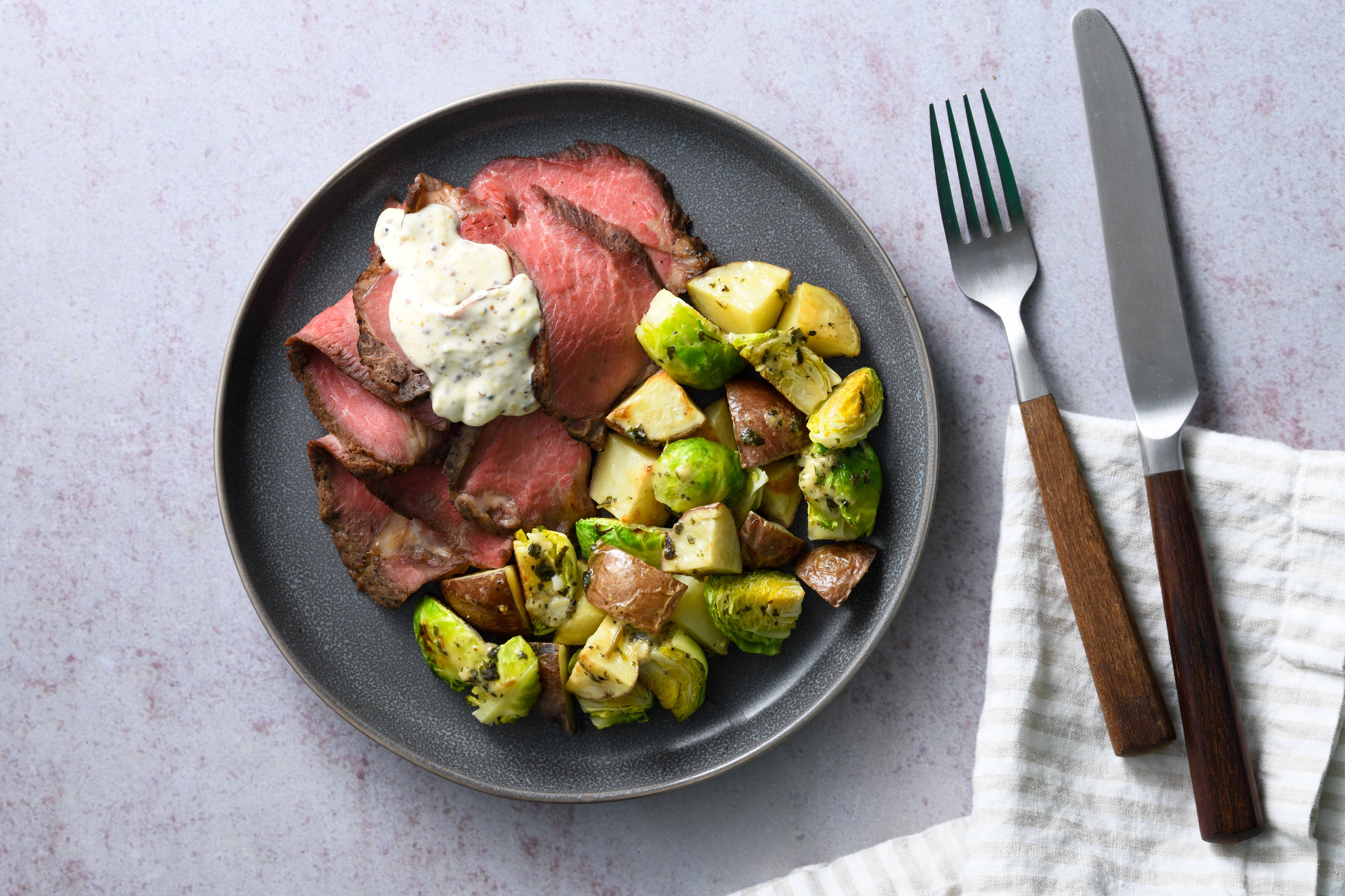 Garlicky Dijon Beef Sirloin Recipe - Tempo