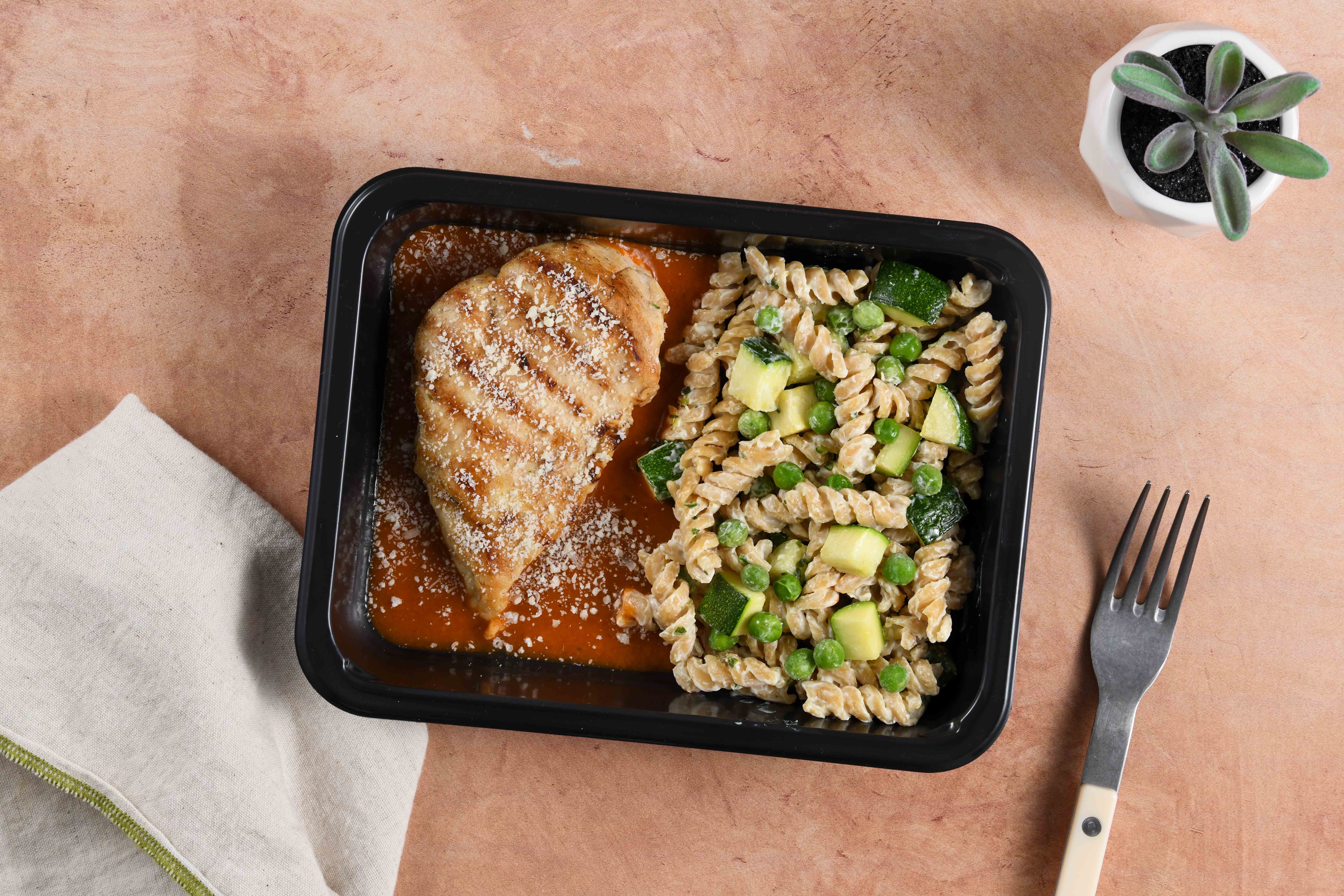 Red Pepper Chicken Breast Recipe - Home Chef