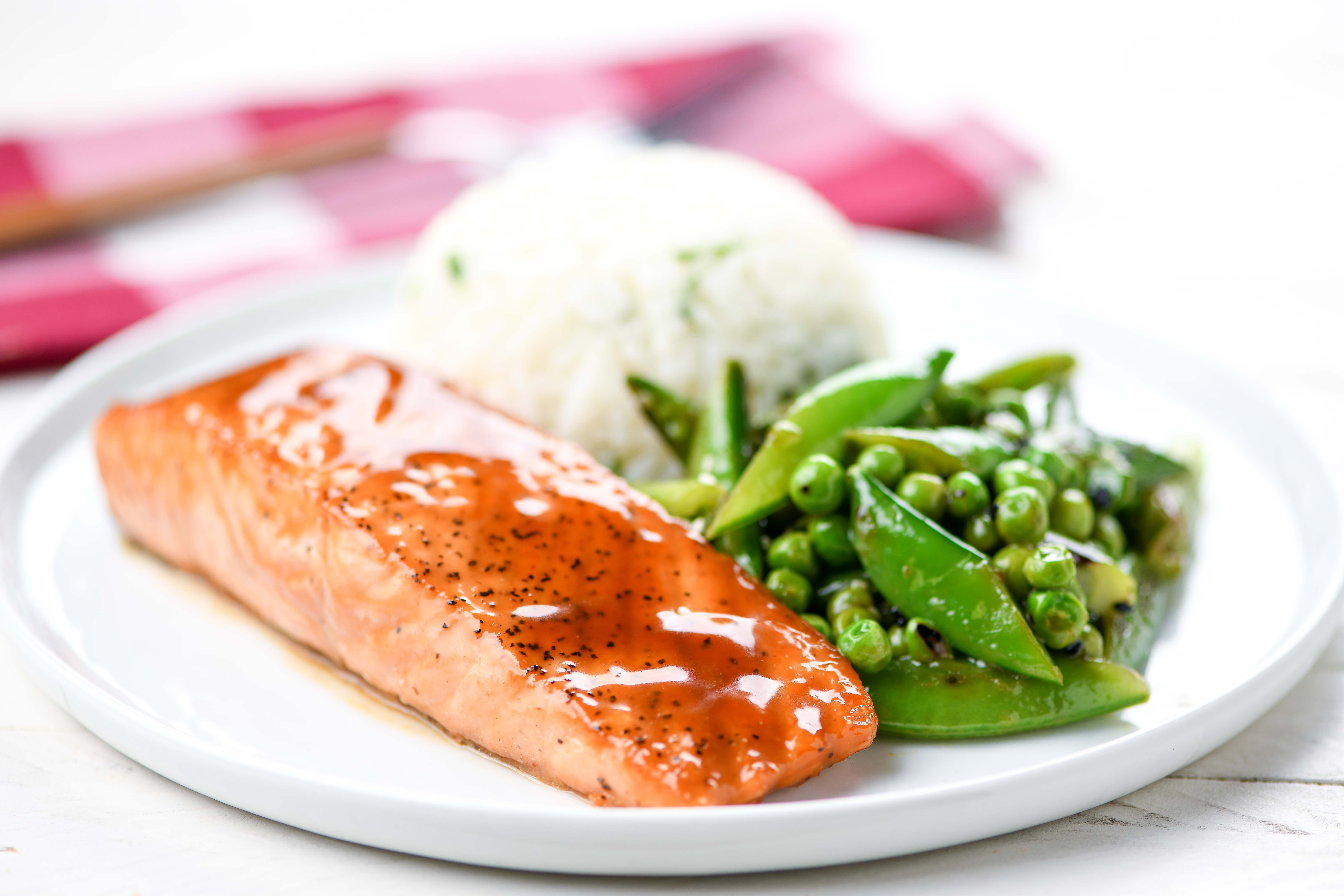 Hunan-Style Glazed Salmon Recipe - Home Chef