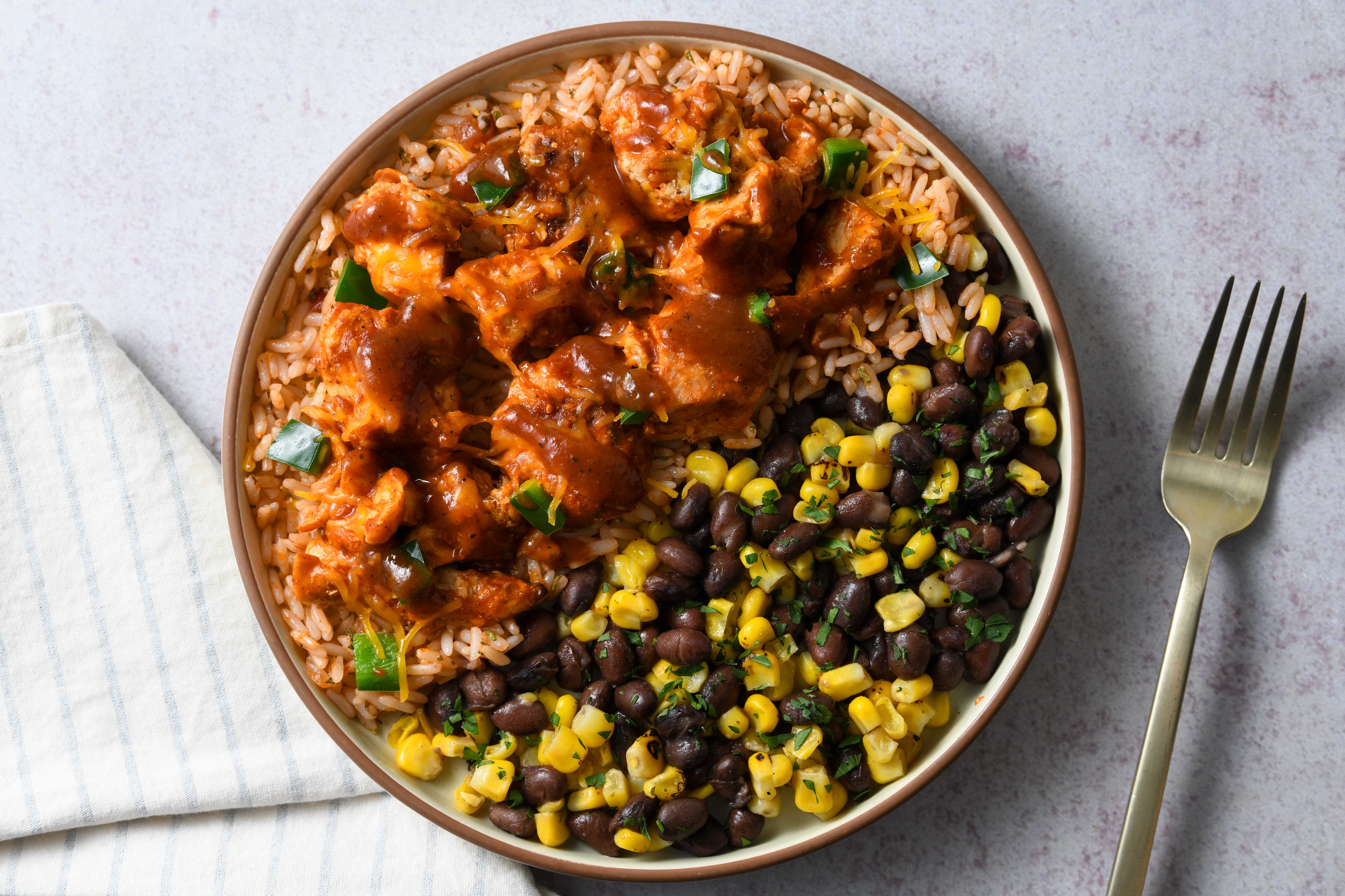 Chipotle Chicken Tinga Rice Bowl Recipe - Tempo