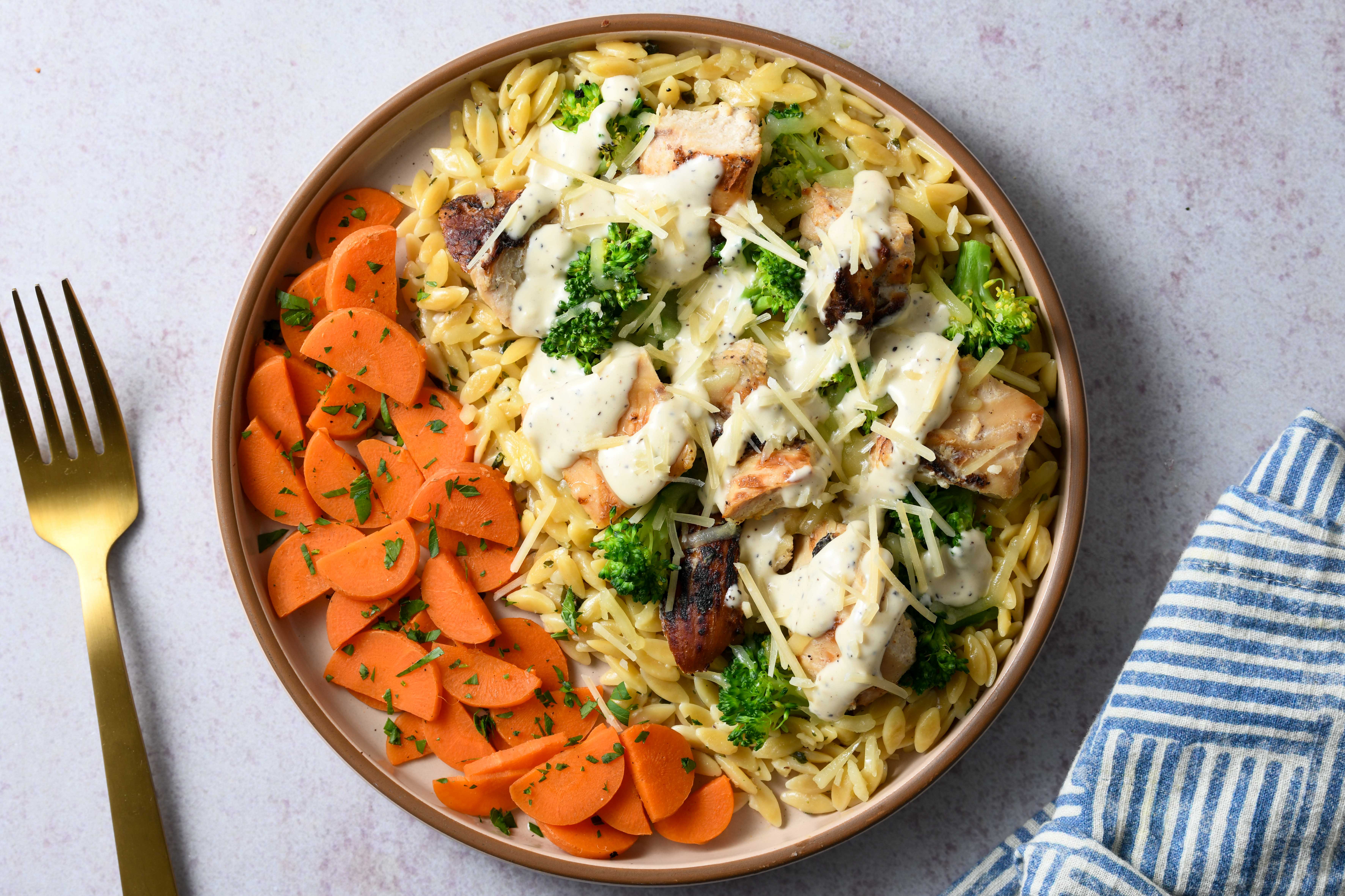 Three Cheese Broccoli Chicken Orzo Recipe - Tempo