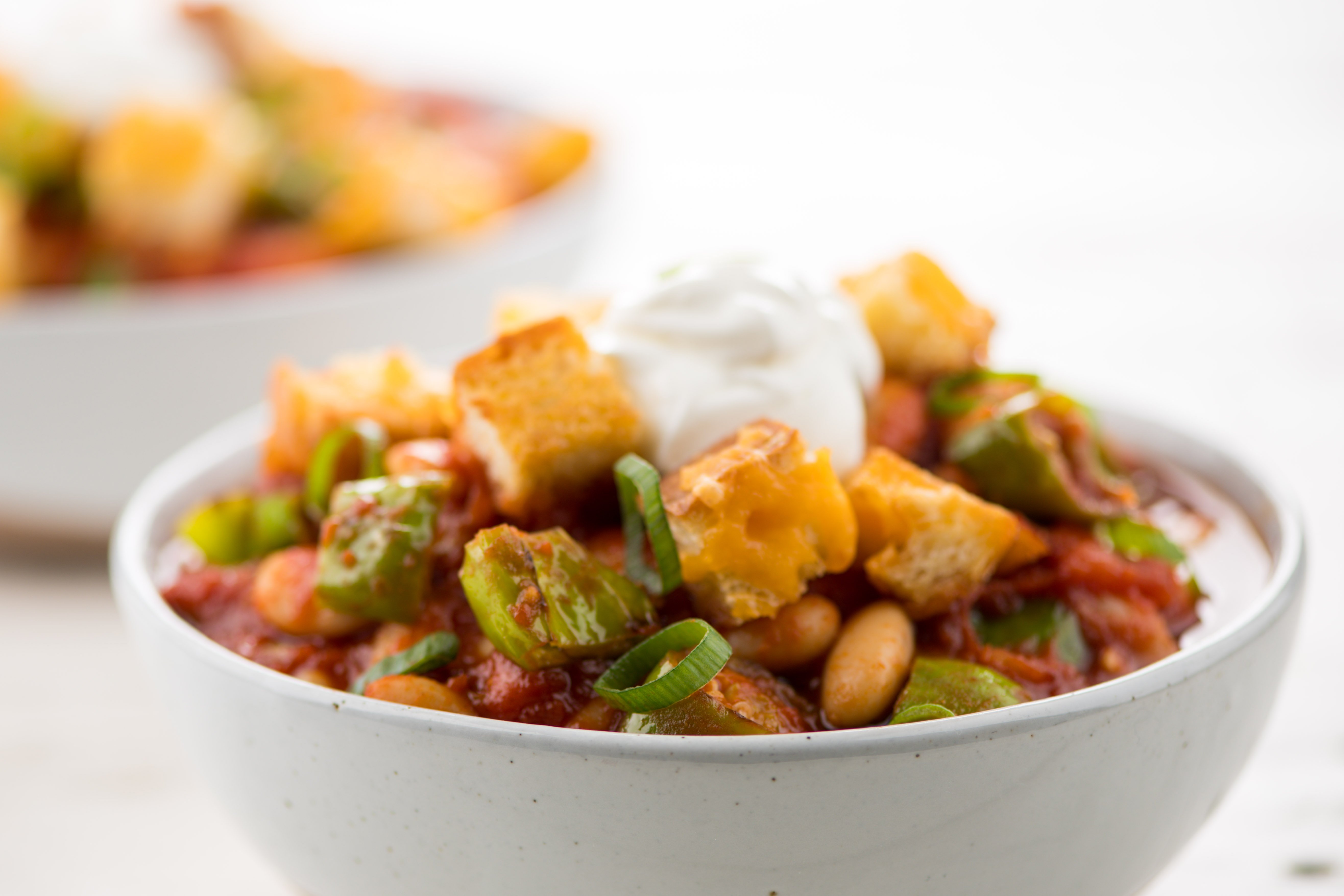 Smoky Tomato and White Bean Chili Recipe - Home Chef